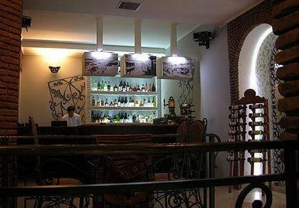 qarTuli saxli - vera - GEO400985 gancxadeba - restornebi - sporti, hobi ...